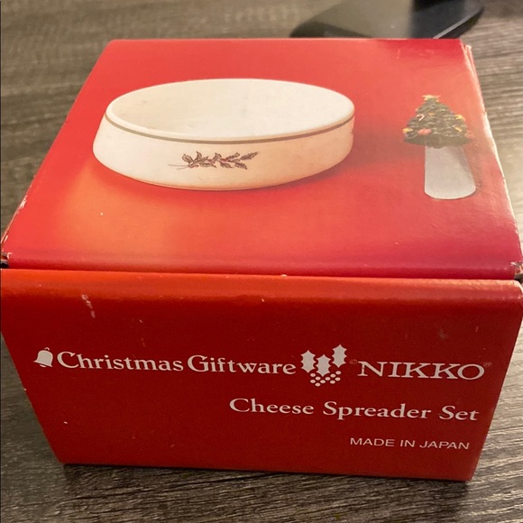 Nikko Ceramics | Holiday | Nikko Ceramics Red And White Cheese Spreader ...